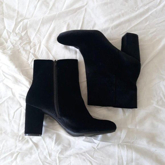 Christian Siriano | Shoes | Black Suede Bootie Heel Boots Christian ...